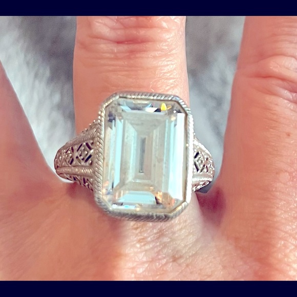 Judith Ripka | Jewelry | Stunning Judith Ripka Emerald Cut Diamonique ...